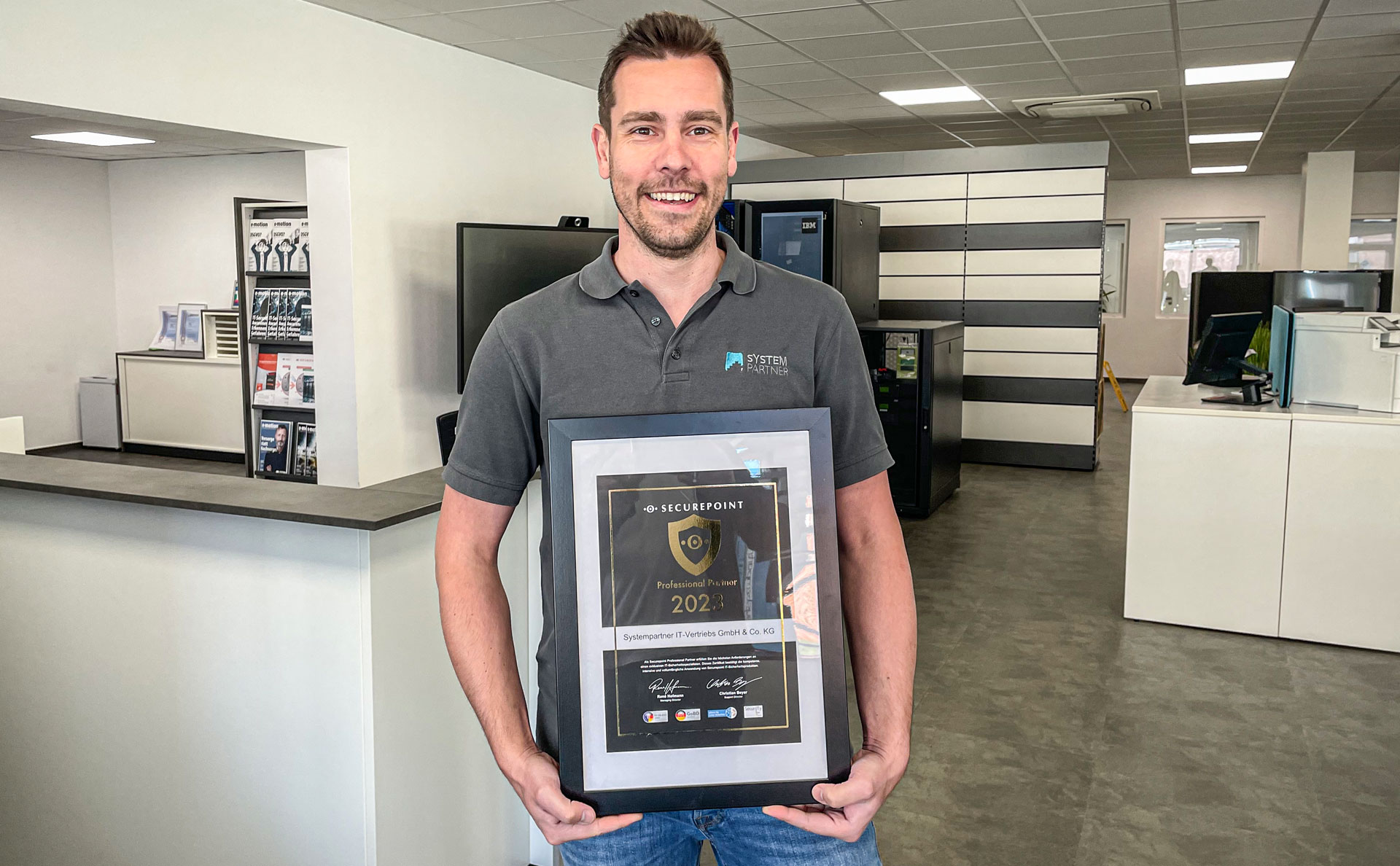 Professional Partner 2023 • IT-Systempartner Lüneburg